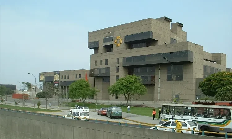 San Borja Lima: Parques, Cultura y Pentagonito Exploor Trip